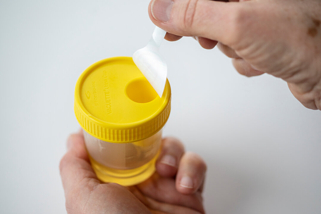 Collection of urine sample - Opsamling af urinprøve